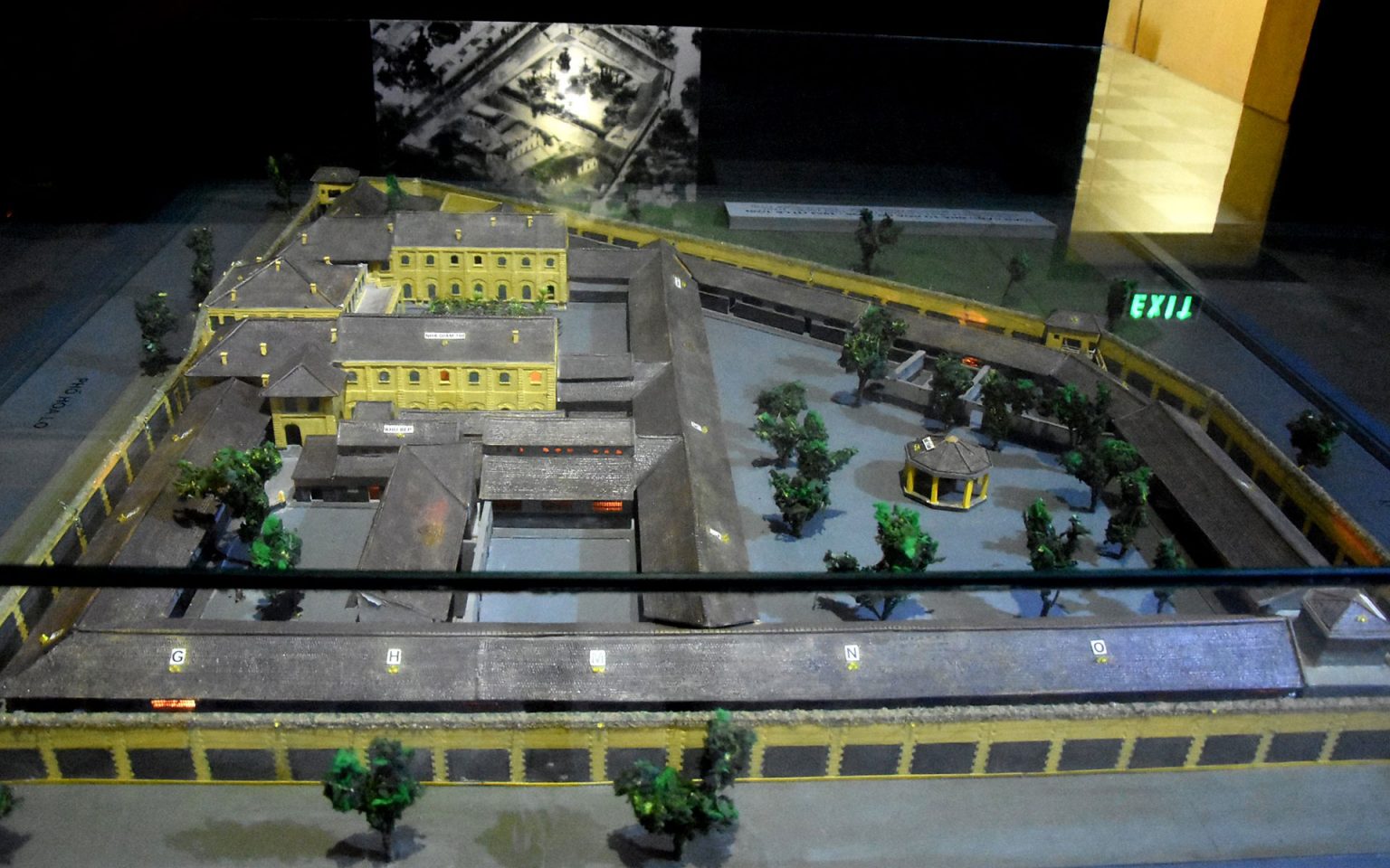 Hoa Lo Prison Museum Travel Guide - The "Hanoi Hilton" by US POW