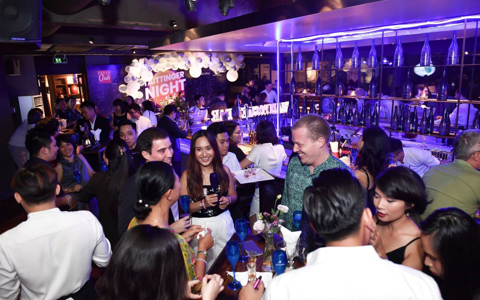 8 Best Bars & Pubs in Hanoi - Hanoi Nightlife Guide | Vietnam Travel