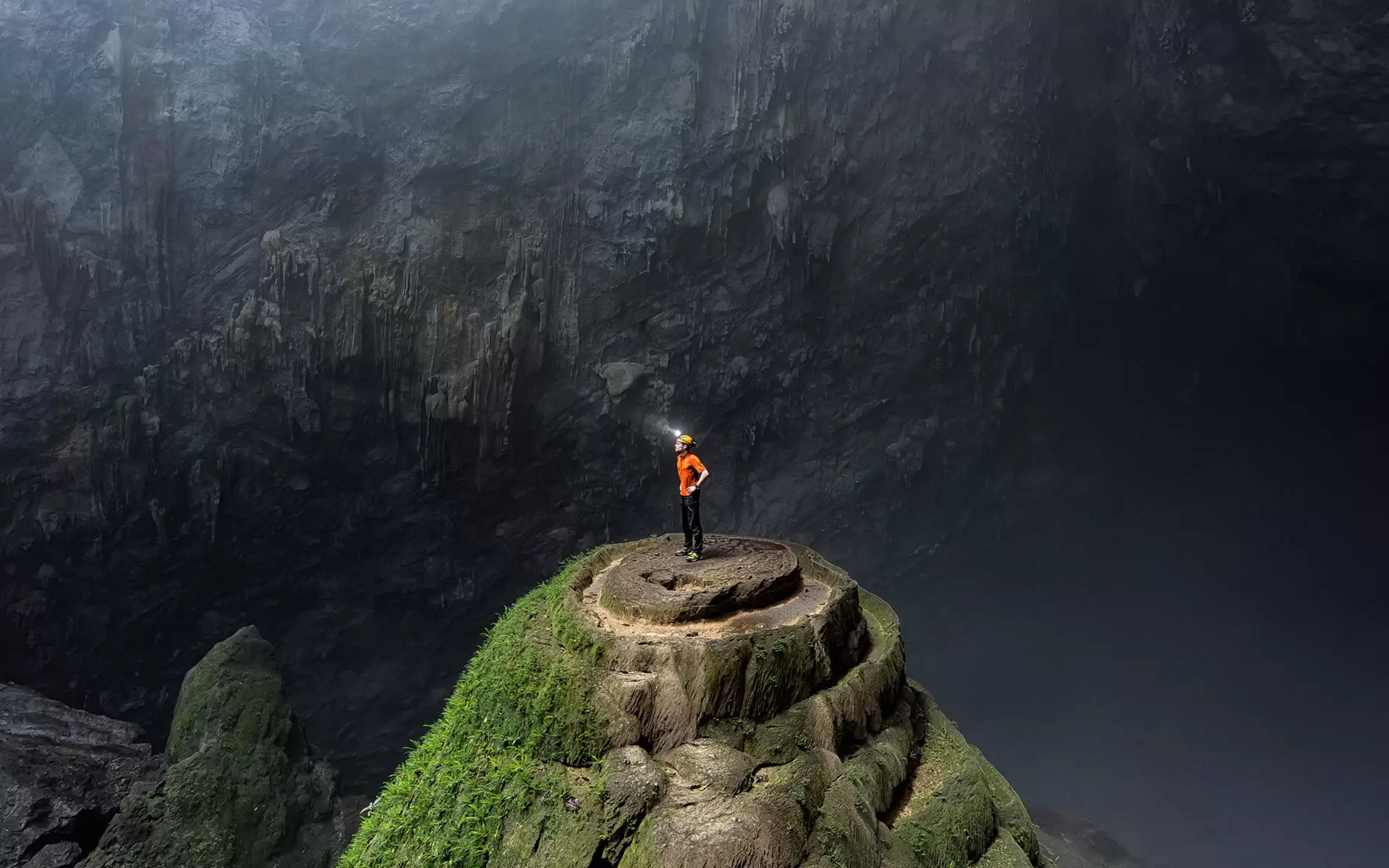 Explore Son Doong – The world’s largest cave – Pre6s