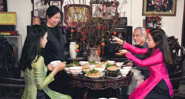 Essential Guide to Customs and Etiquette in Vietnam